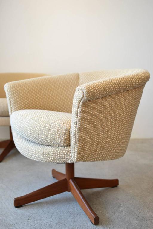 Pair of Round Back Swivel Chairs with Teak Star Base at 1stDibs