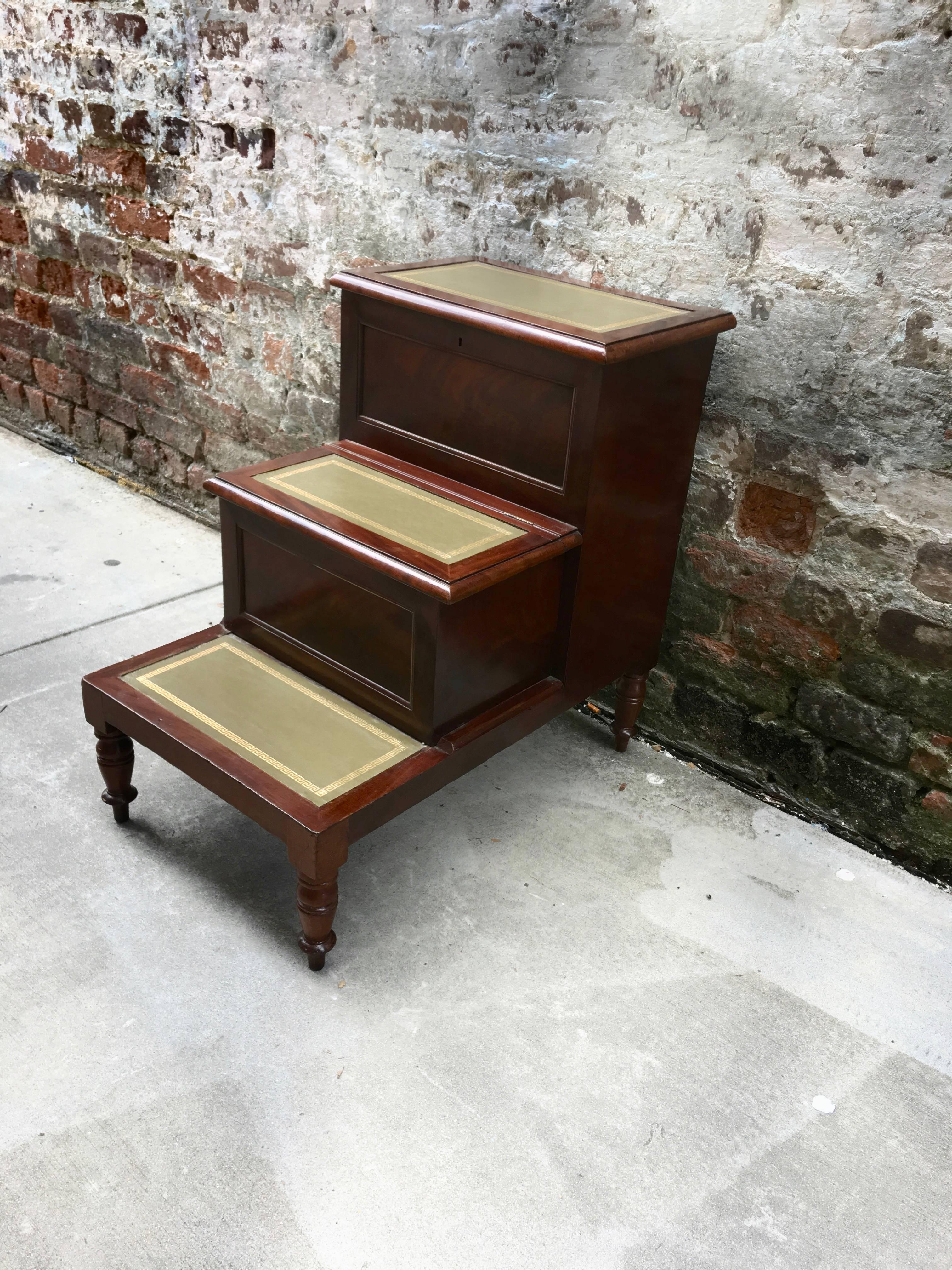 Mahogany Bed Steps with Green Leather at 1stDibs