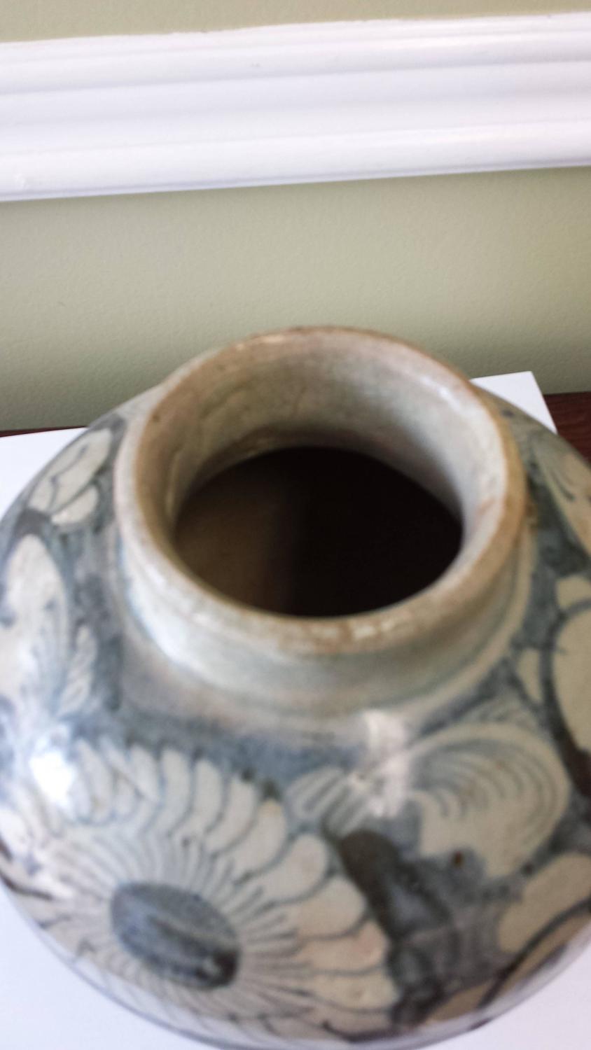 Chinese Zhangzhou "Swatow" Storage Jar/Gun Powder Jar, Late Ming or ...