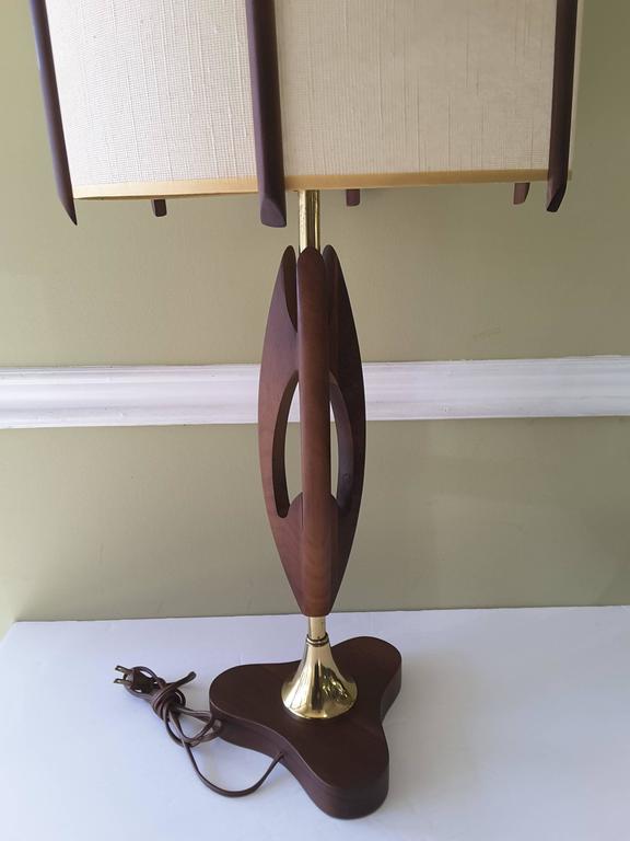 Mid-Century Symmetrical Brass and Teak Table Lamp For Sale at 1stDibs