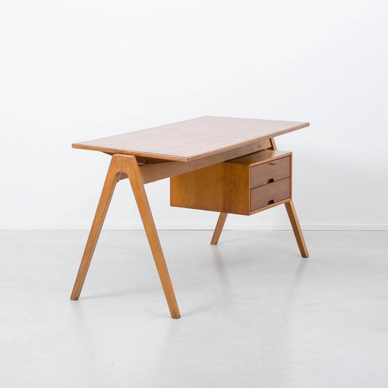 Robin Day Hillestak Desk Hille, London, 1950s at 1stDibs | robin day ...