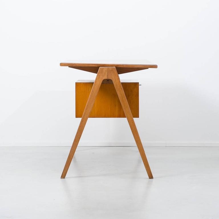 Robin Day Hillestak Desk Hille, London, 1950s at 1stDibs | robin day ...