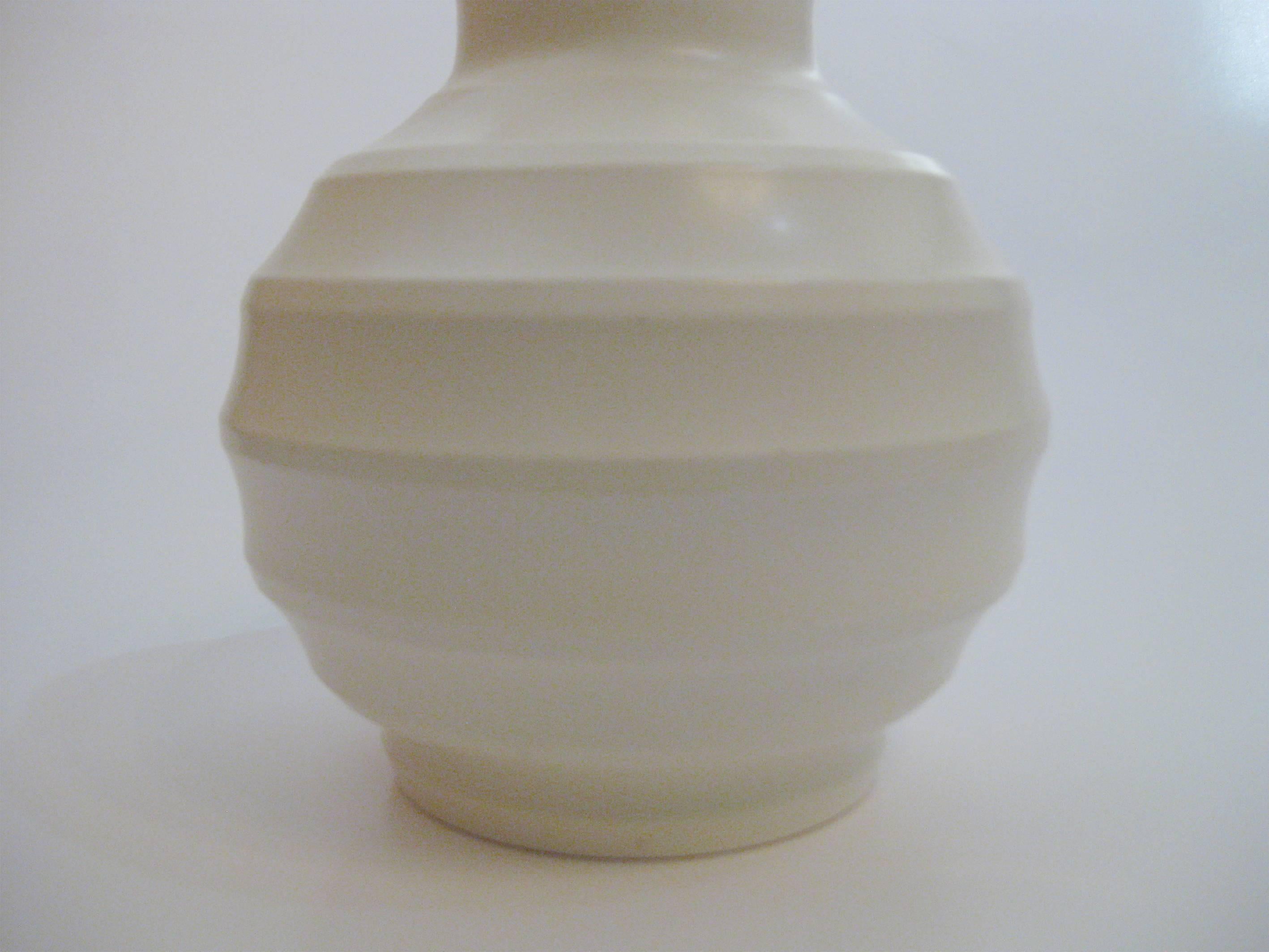 "Moonstone" Vase Designed by Keith Murray, circa 1933 For Sale at 1stDibs