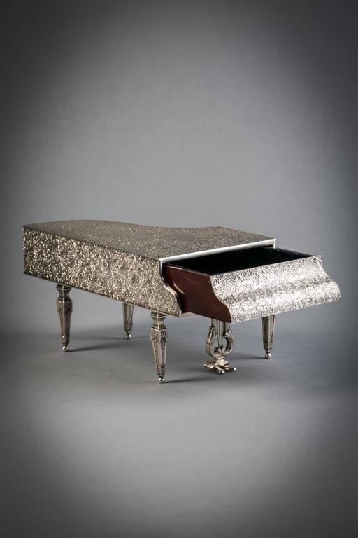 English Silver Piano, Form Jewelry Box For Sale at 1stDibs