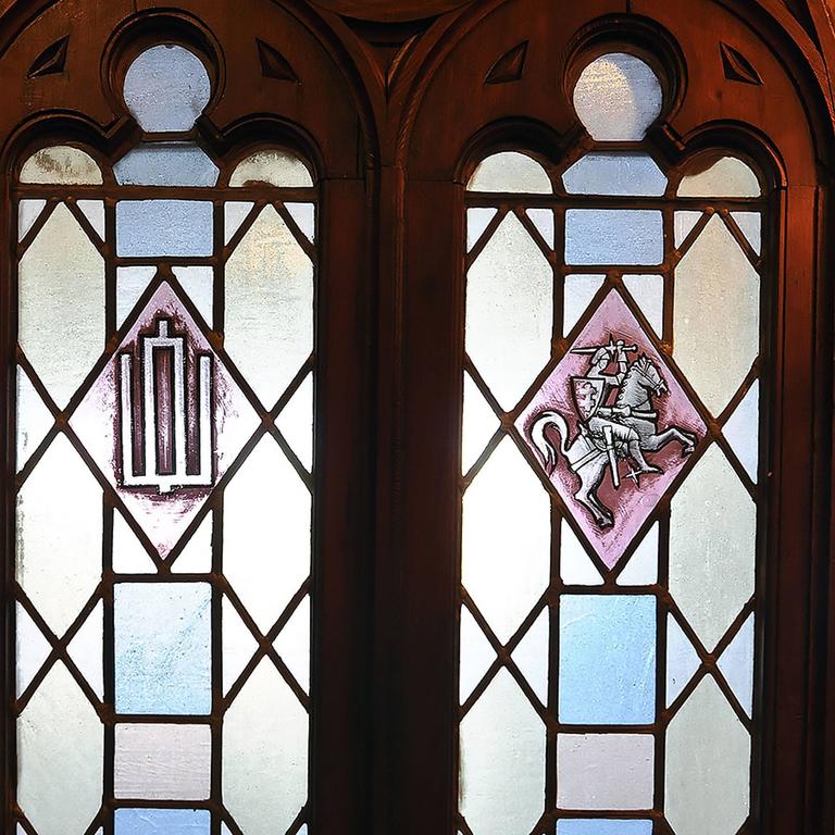 Early 20th Century Gothic Window at 1stDibs