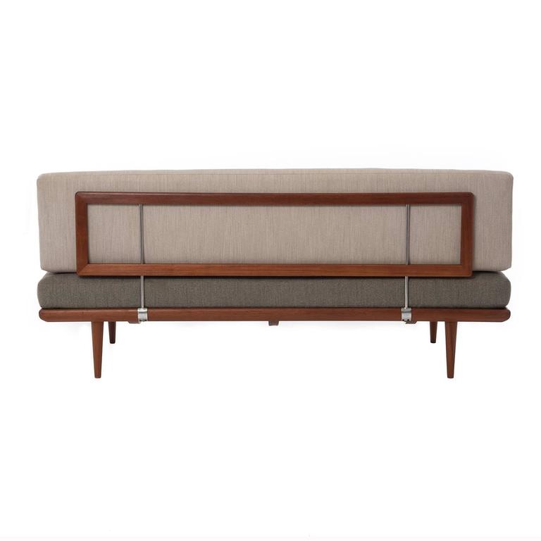 Danish Modern Daybed at 1stDibs