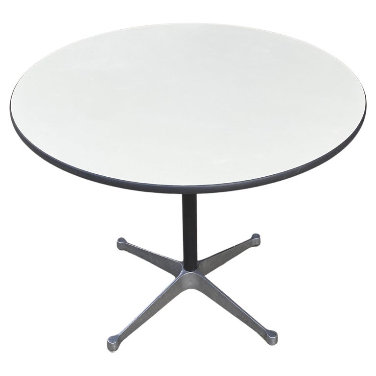 Herman Miller Eames Dining Table For Sale at 1stDibs