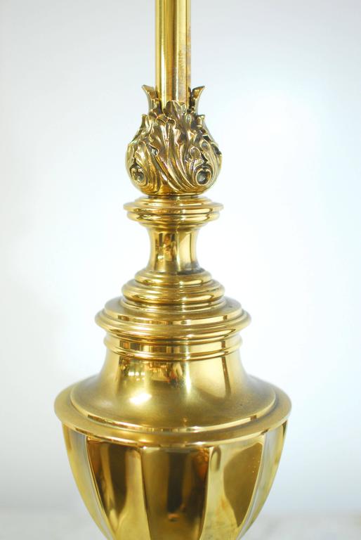 Pair of Stiffel Brass Trophy Urn Table Lamps at 1stDibs