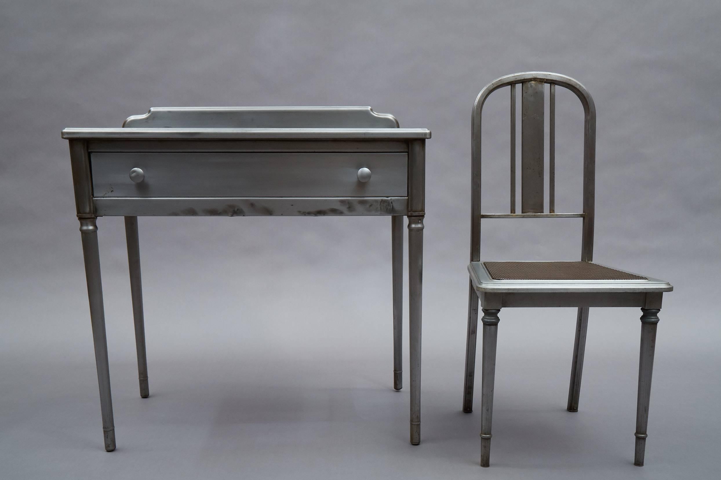 Industrial Brushed Steel Simmons Sheraton Series Vanity Desk Set For ...