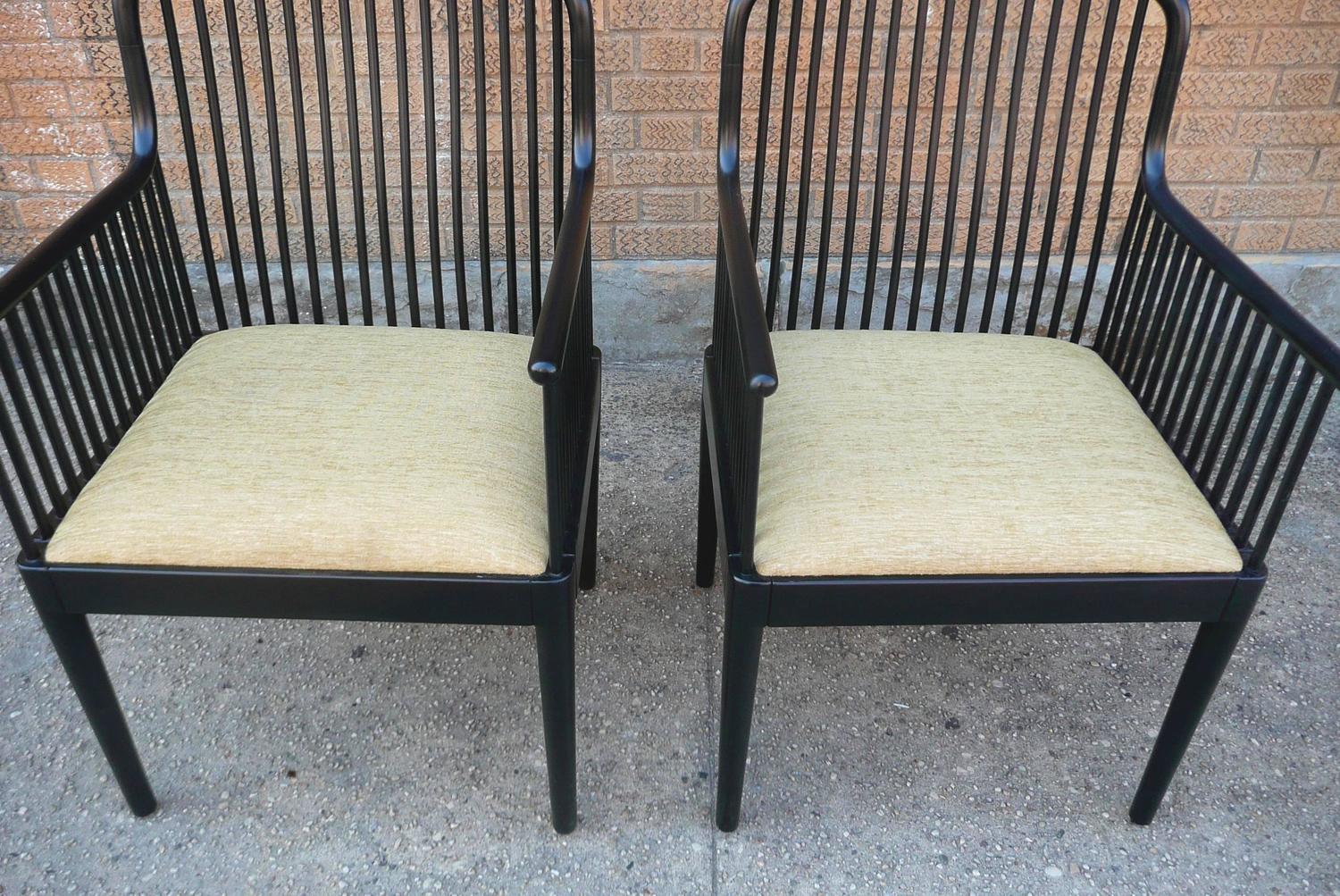 Pair of Davis Allen Exeter Chairs for Knoll at 1stdibs