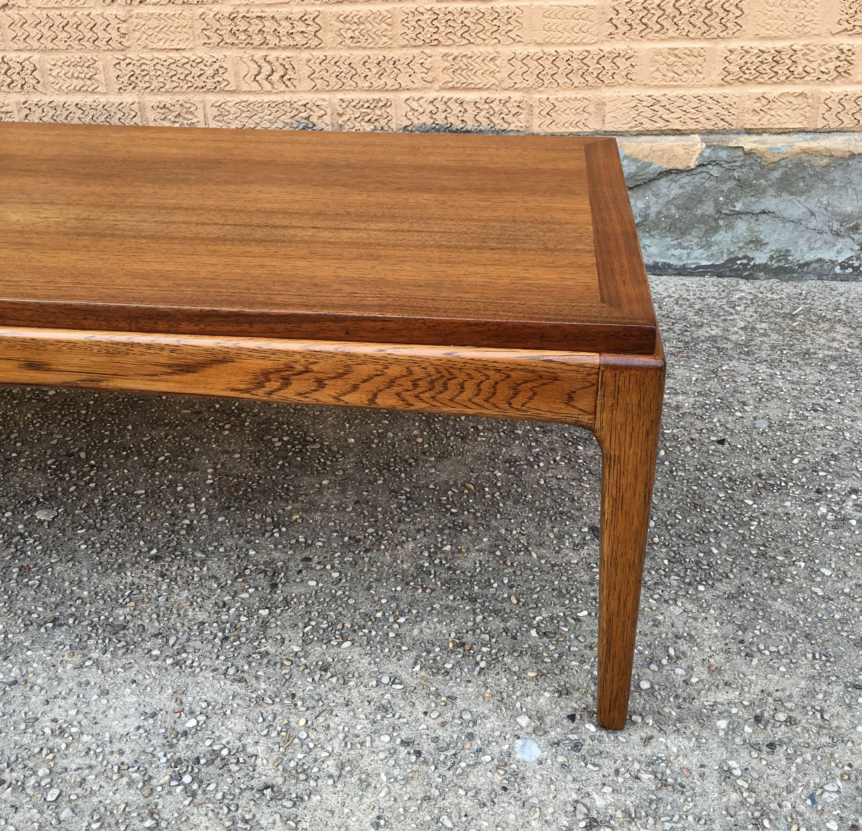 Mid-Century Modern Walnut Coffee Table by Lane at 1stDibs