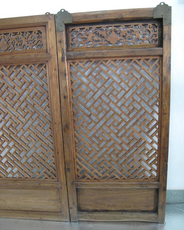 Pair of Early 19th Century Chinese Window Screens For Sale at 1stDibs