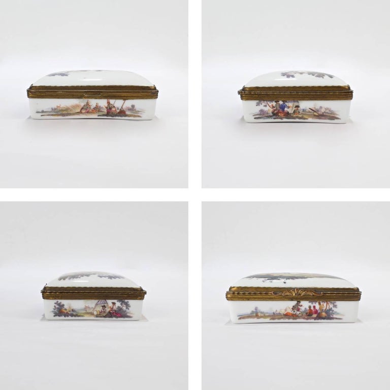 Antique 18th Century French or German Porcelain Snuff Box Military ...