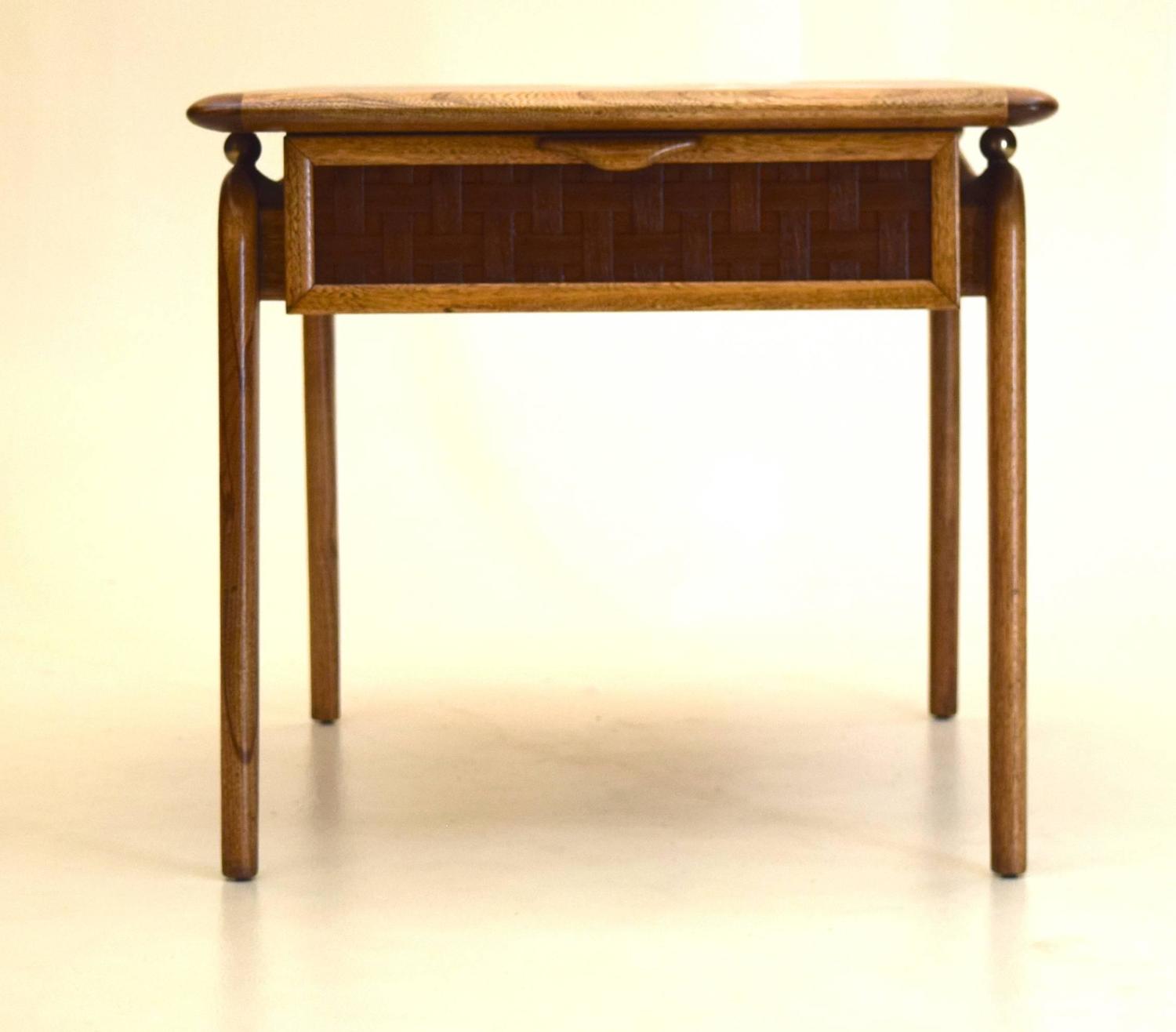 Walnut and Oak End Table by Lane Altavista For Sale at 1stdibs
