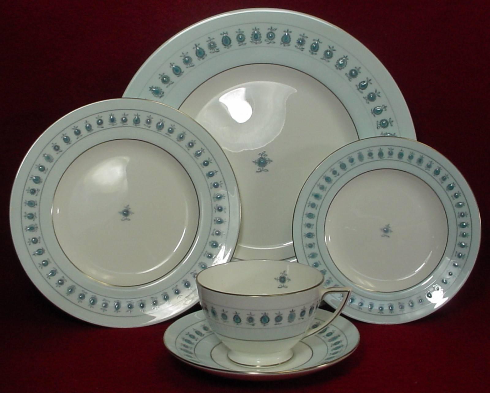 MINTON china ANCIENT LIGHTS S684 pattern 5-pc PLACE SETTING For Sale at ...