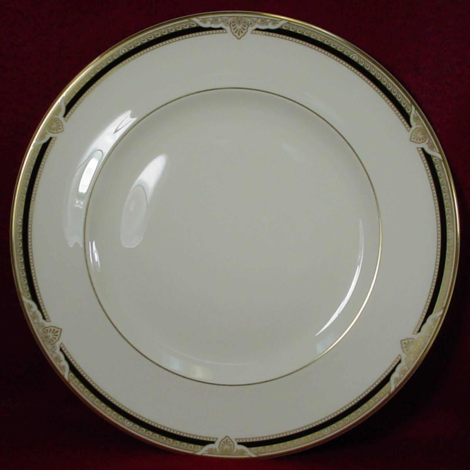 Royal Doulton China Andover H5215 Pattern 40-Piece Set Service for ...