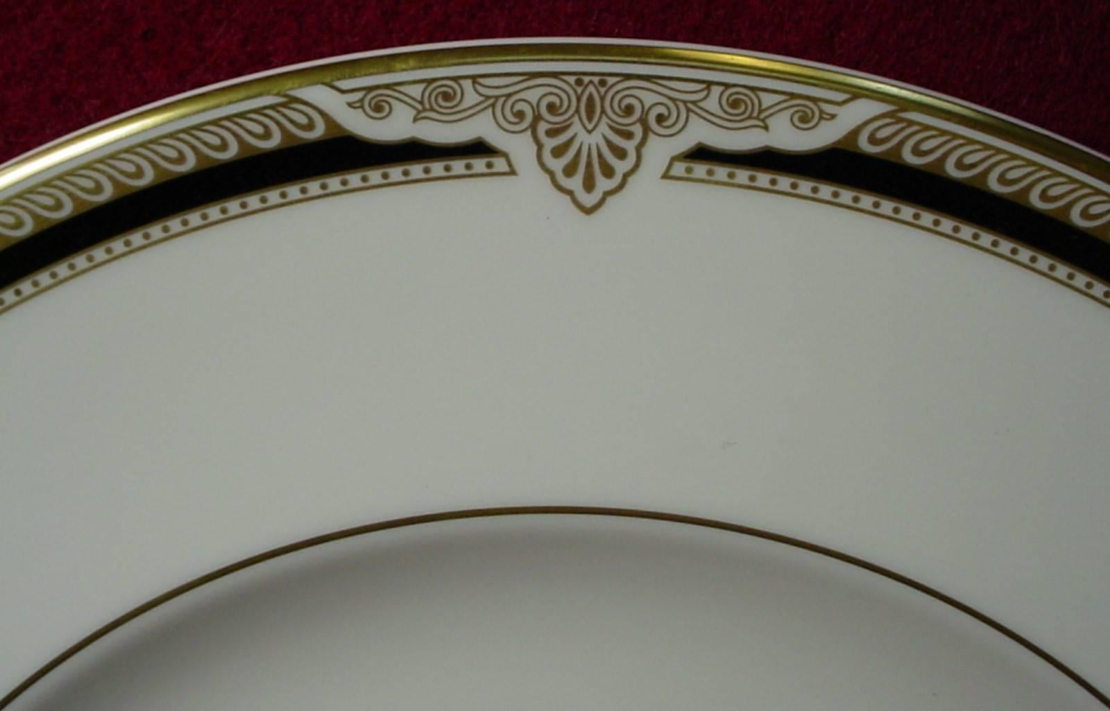 Royal Doulton China Andover H5215 Pattern 40-Piece Set Service for ...