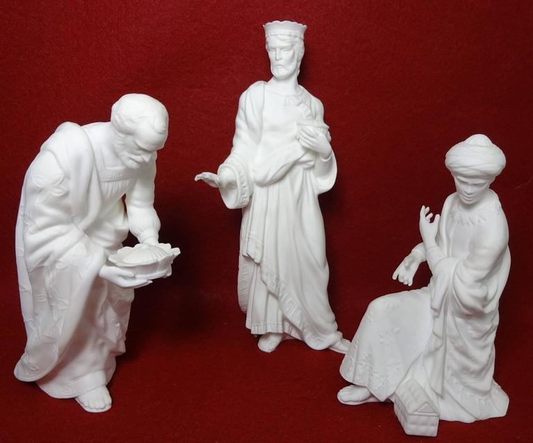 Lenox 12-Piece White Nativity Set, Holy Family 3 Kings, Shepherds and 4 ...