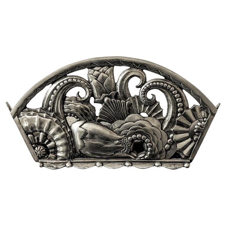 Single French Art Deco Octopus Wall Sconce For Sale at 1stDibs