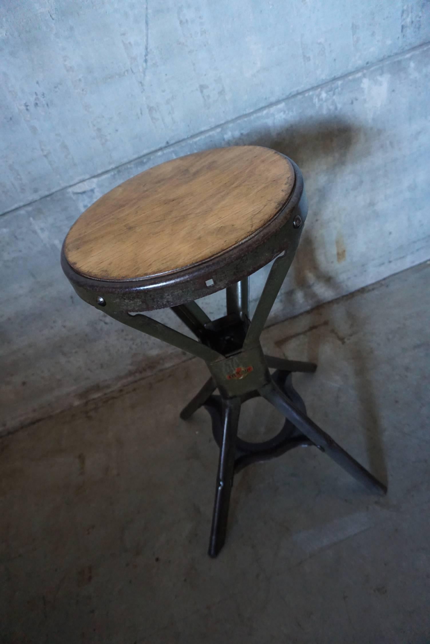 Set of Four Industrial Evertaut Stools, 1950s at 1stDibs | evertaut ...
