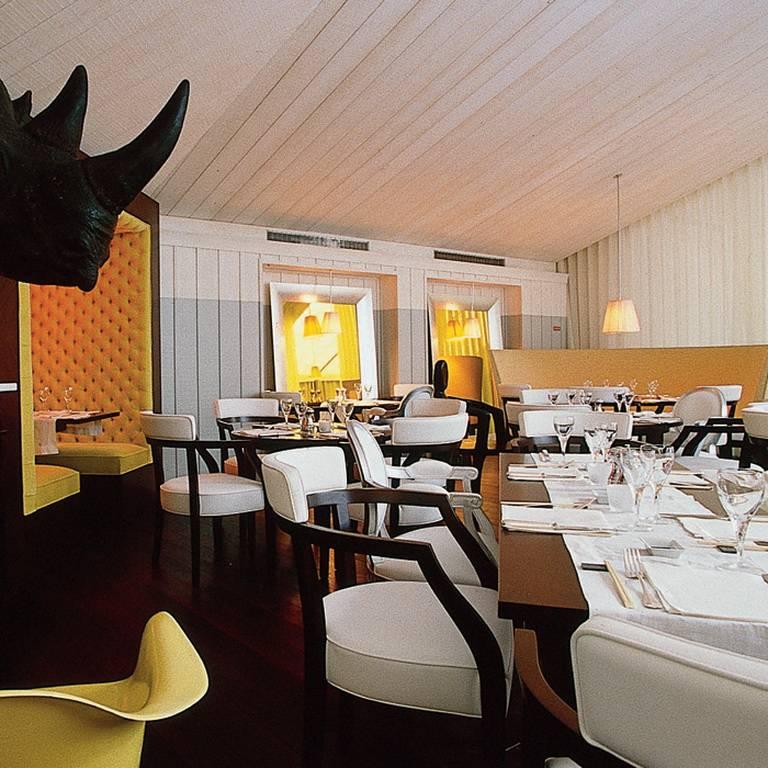 "Neoz" White Armchair in Mahogany Designed by Philippe Starck for ...