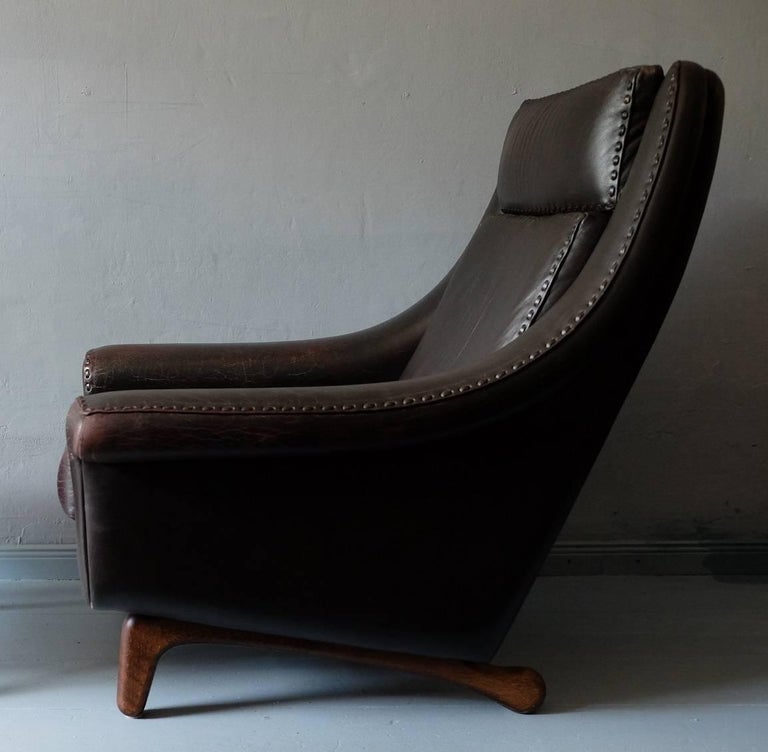 'Matador' Leather Lounge Chair with Unusual Base by Aage Christiansen ...