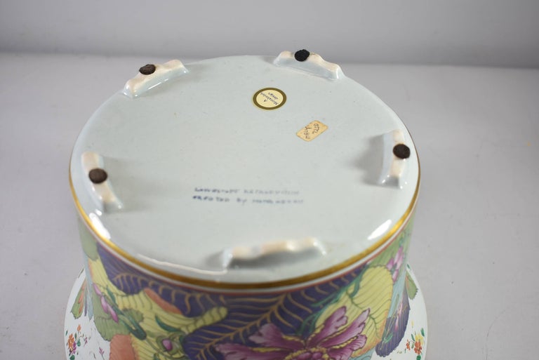 Lowestoft Reproduction Tobacco Leaf Footed Cachepot/Planter by ...