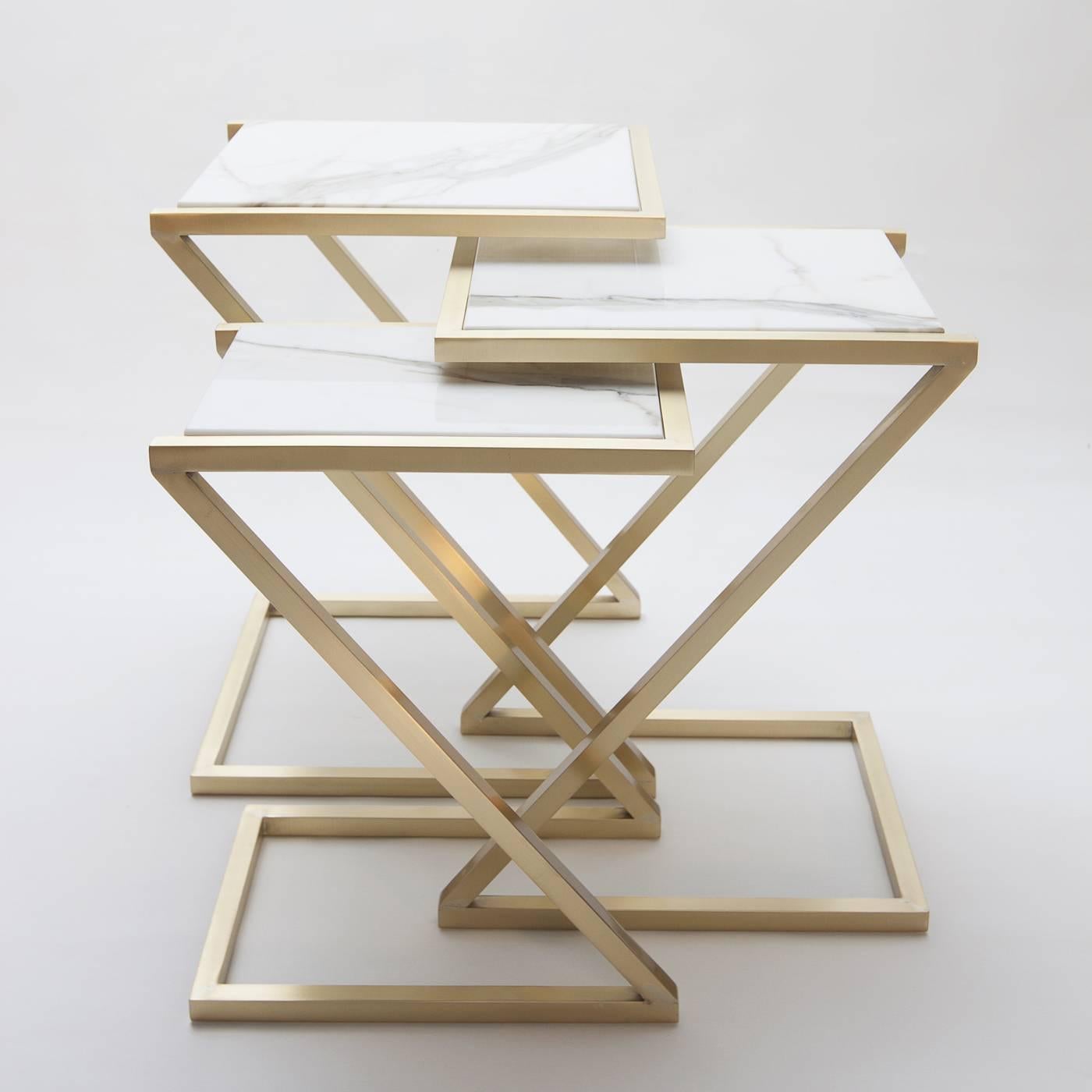 Zumm Zum Zu Set of Three White Marble Nesting Tables For Sale at 1stDibs