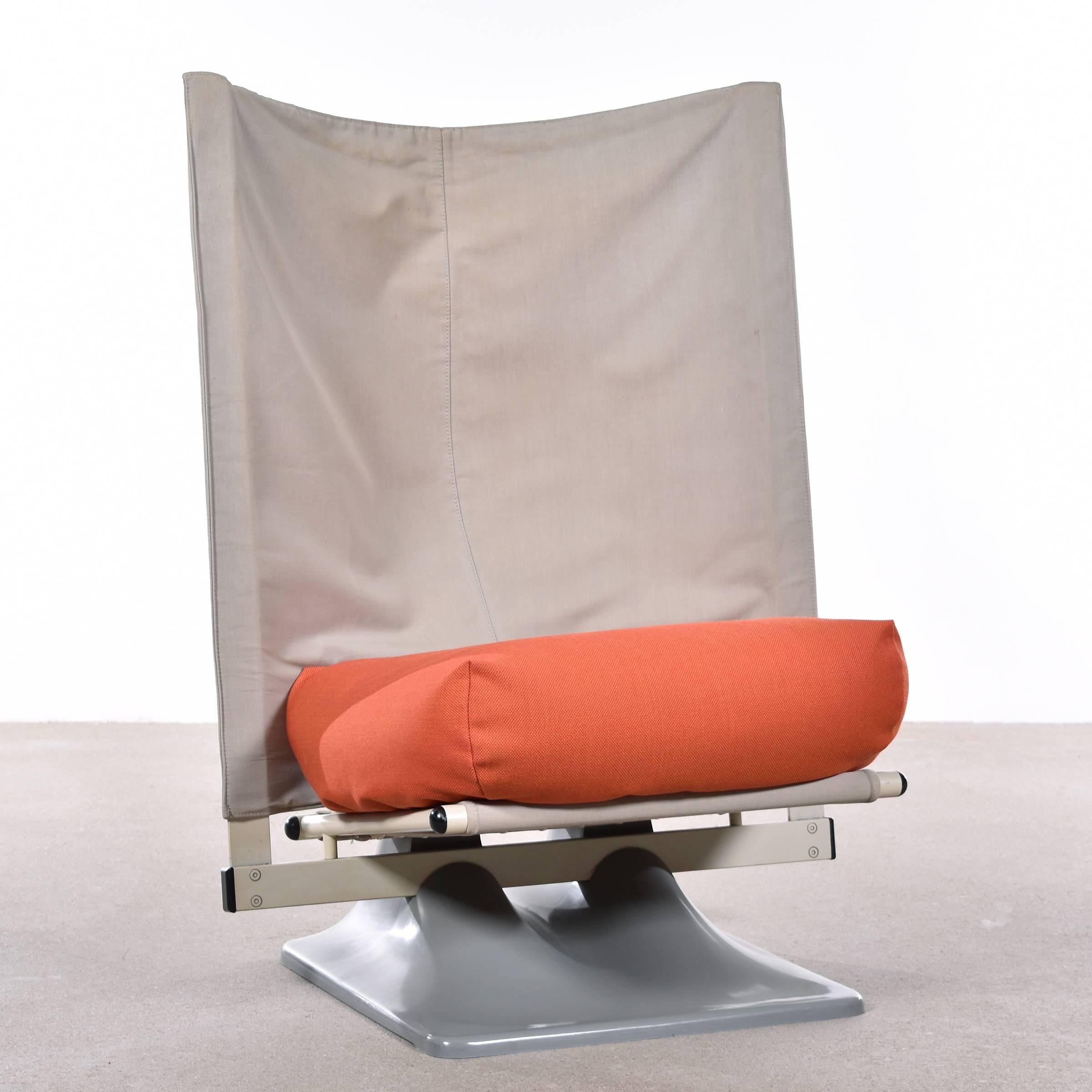 Paolo Deganello AEO Lounge Chair for Cassina, 1973 at 1stDibs