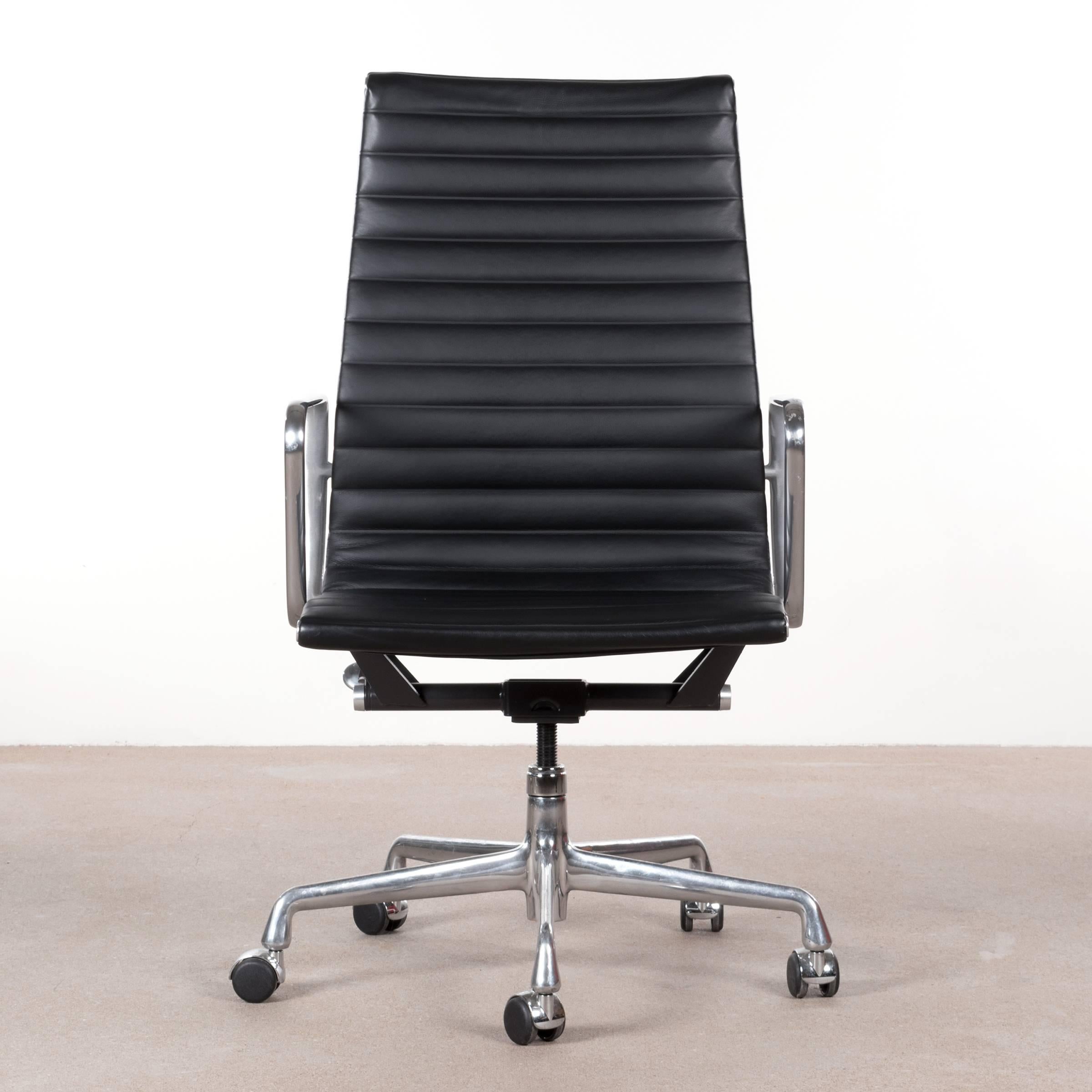 Eames Executive Office Chair for Herman Miller at 1stDibs | eames ...