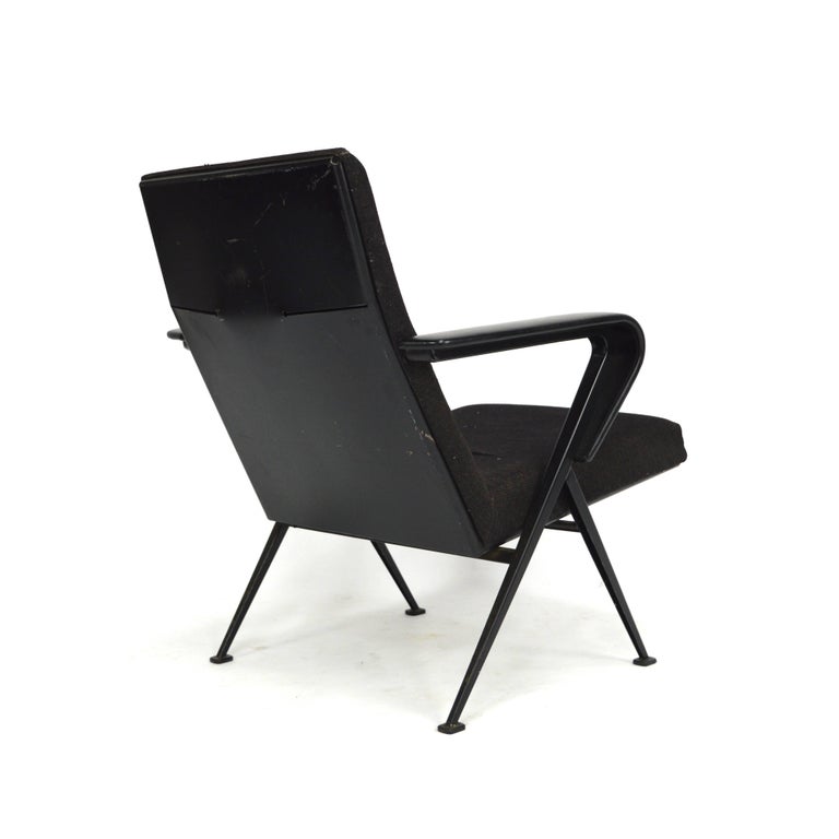 Friso Kramer Repose Lounge Chair for Ahrend De Cirkel, 1966 For Sale at ...