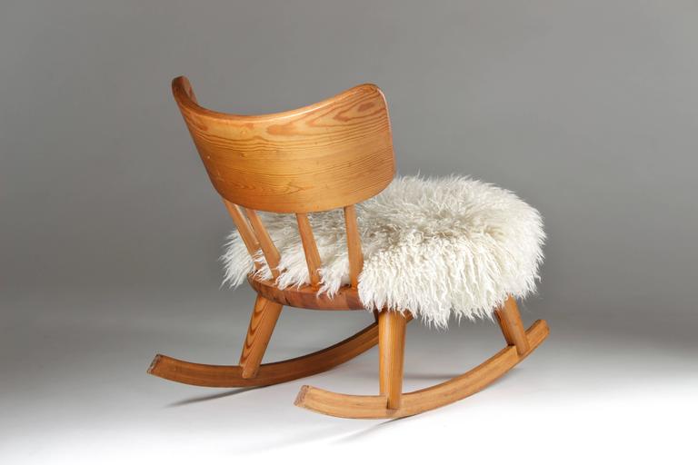 Swedish Rocking Chair in Pinewood, 1940s at 1stDibs