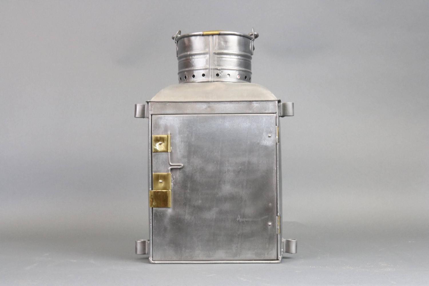 Ship’s Masthead Lantern by National Marine Lamp Co. For Sale at 1stdibs