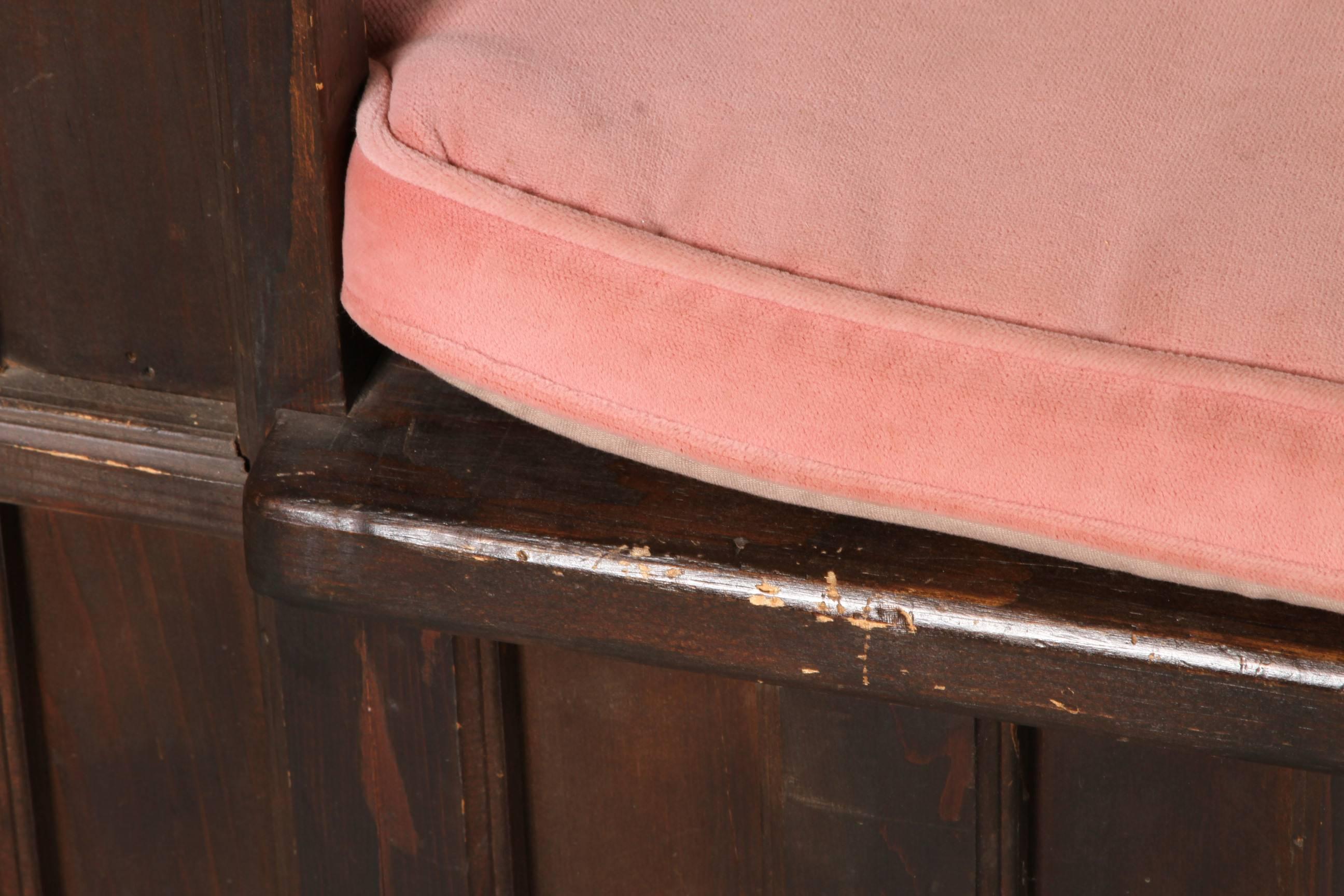 Welsh Style Tête-à-Tete at 1stDibs