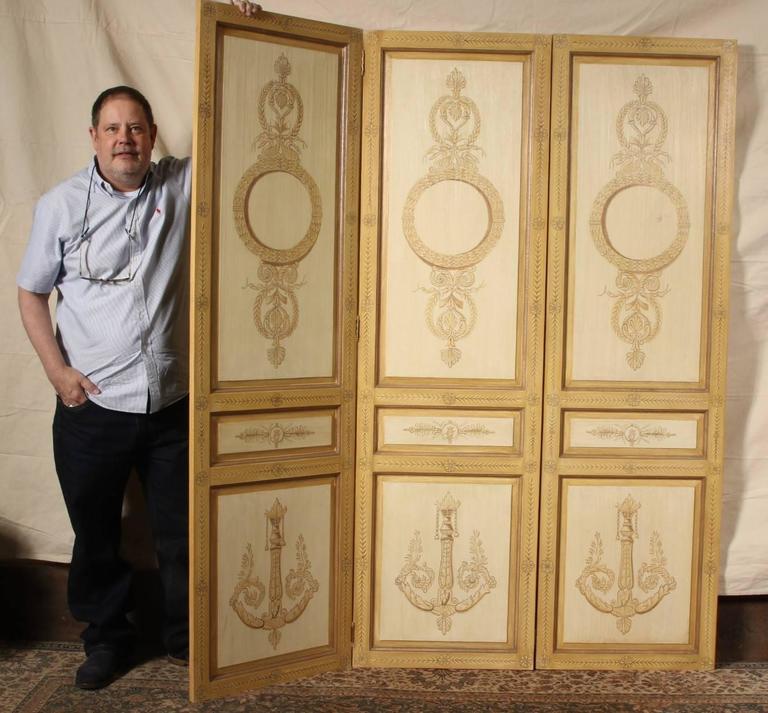 Maitland-Smith Hand-Painted Neoclassical Style Room Divider at 1stDibs ...