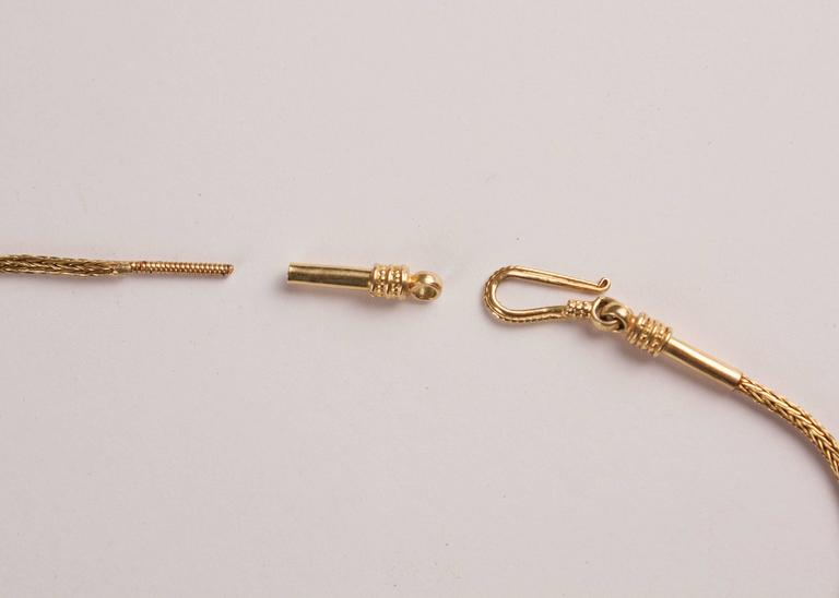 18-Karat Gold Indian Amulet Pendant Necklace For Sale at 1stDibs ...