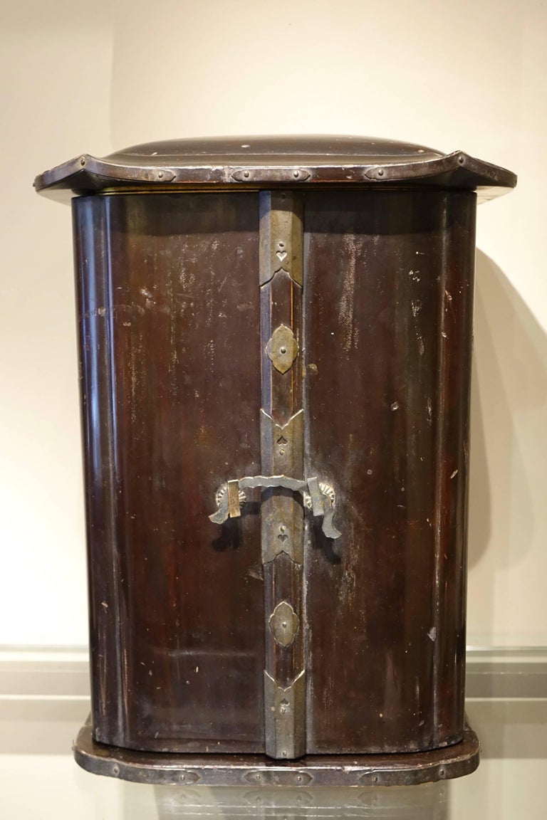 Portable Altar in Black Lacquered Wood, Japan Edo Period 1603-1868 For ...