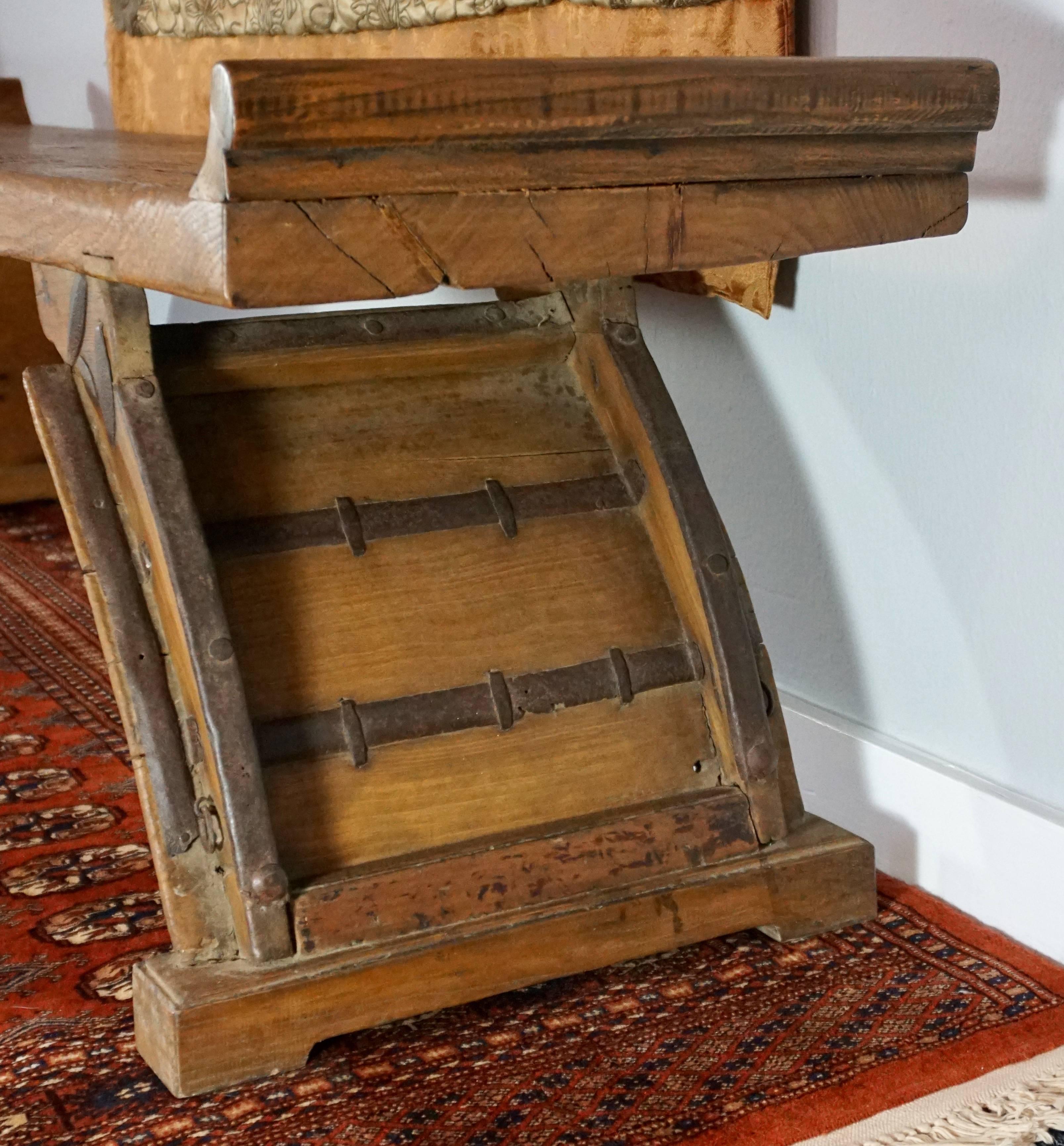 18th-19th Century Chinese Qing Dynasty Elmwood Alter Table Bench at ...