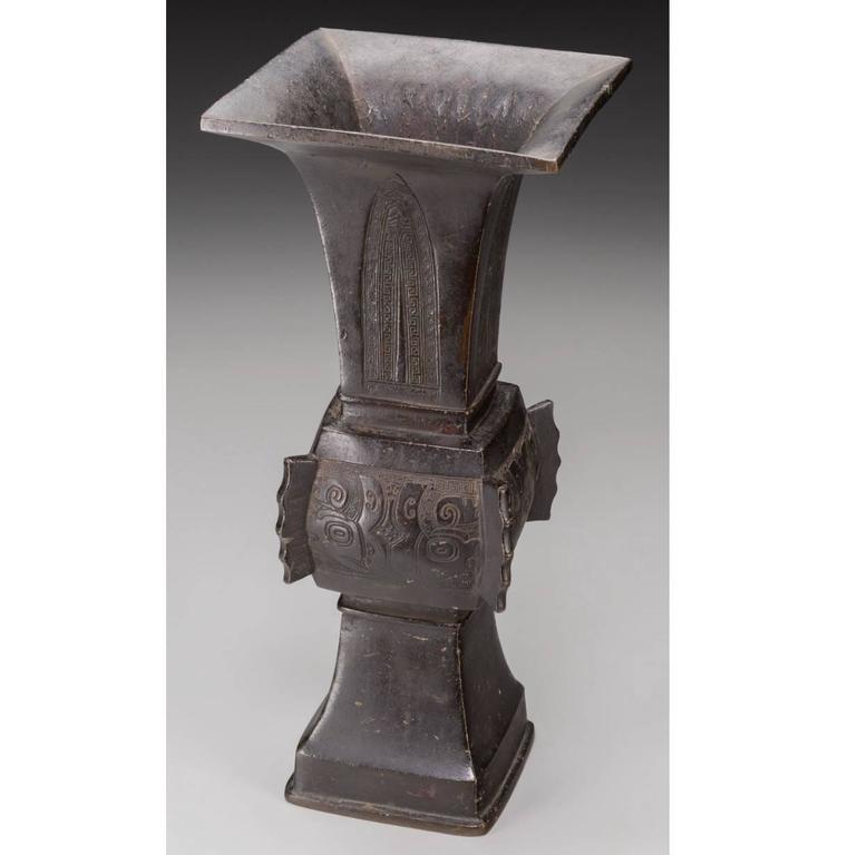 Ming Dynasty Chinese Bronze Gu-Form Vase, 17-18th Century at 1stDibs ...