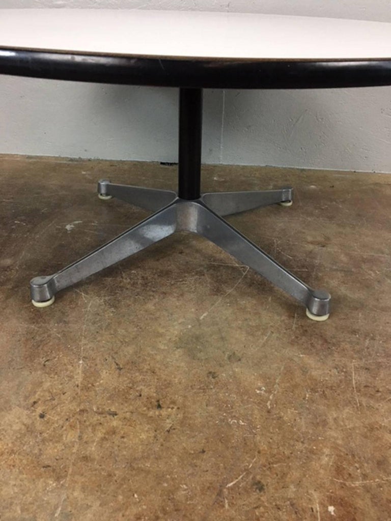 Herman Miller Coffee Table For Sale at 1stDibs