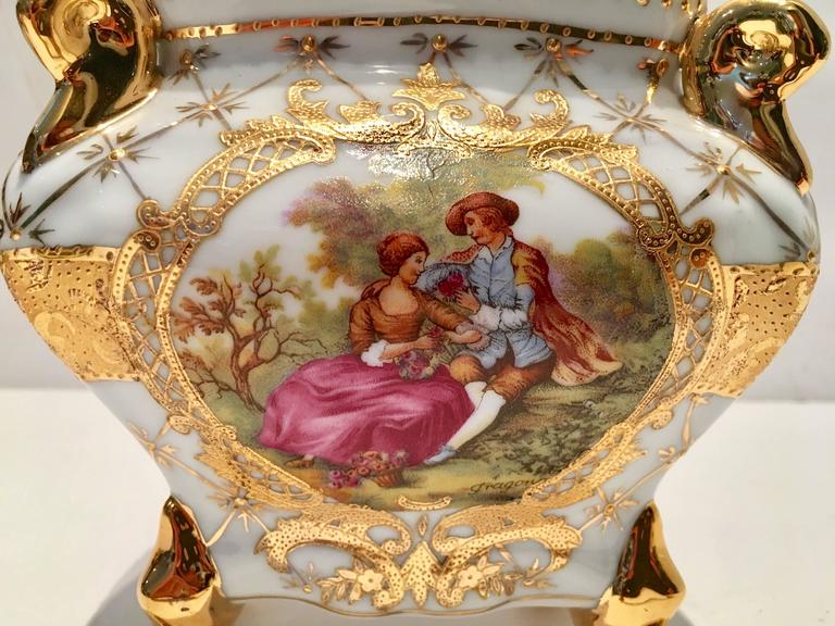 Vintage Limoges Porcelain and 22-Karat Gold Footed Box at 1stDibs