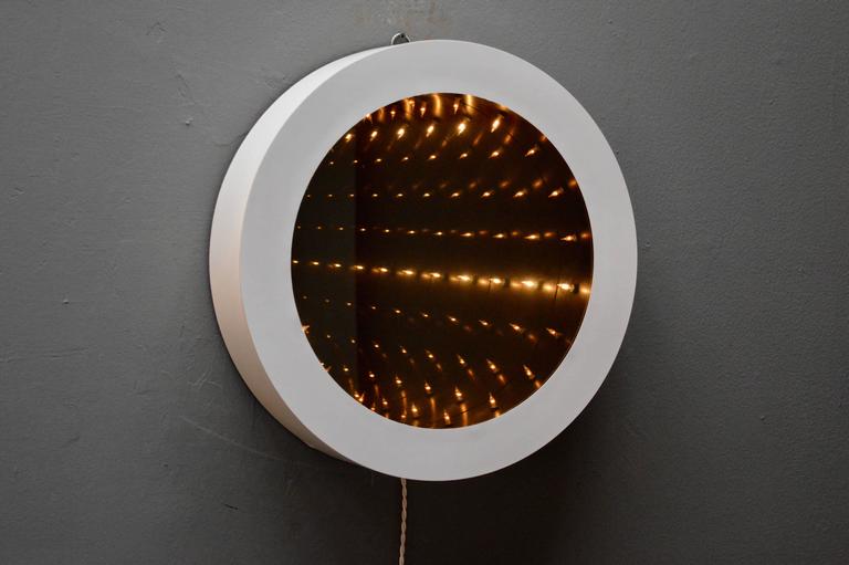 Vintage Round Infinity Mirror at 1stDibs