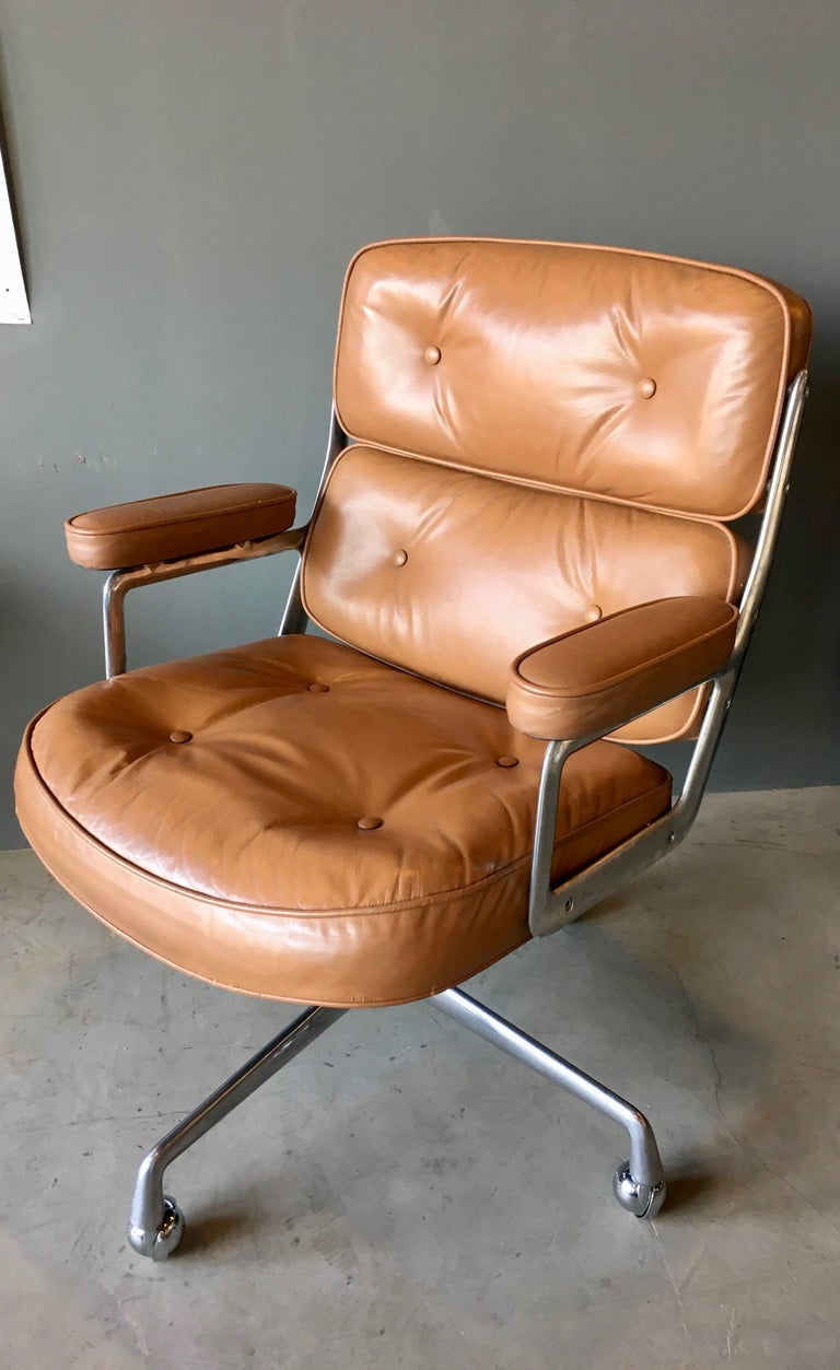 Vintage Tan Leather Time Life Chair at 1stDibs