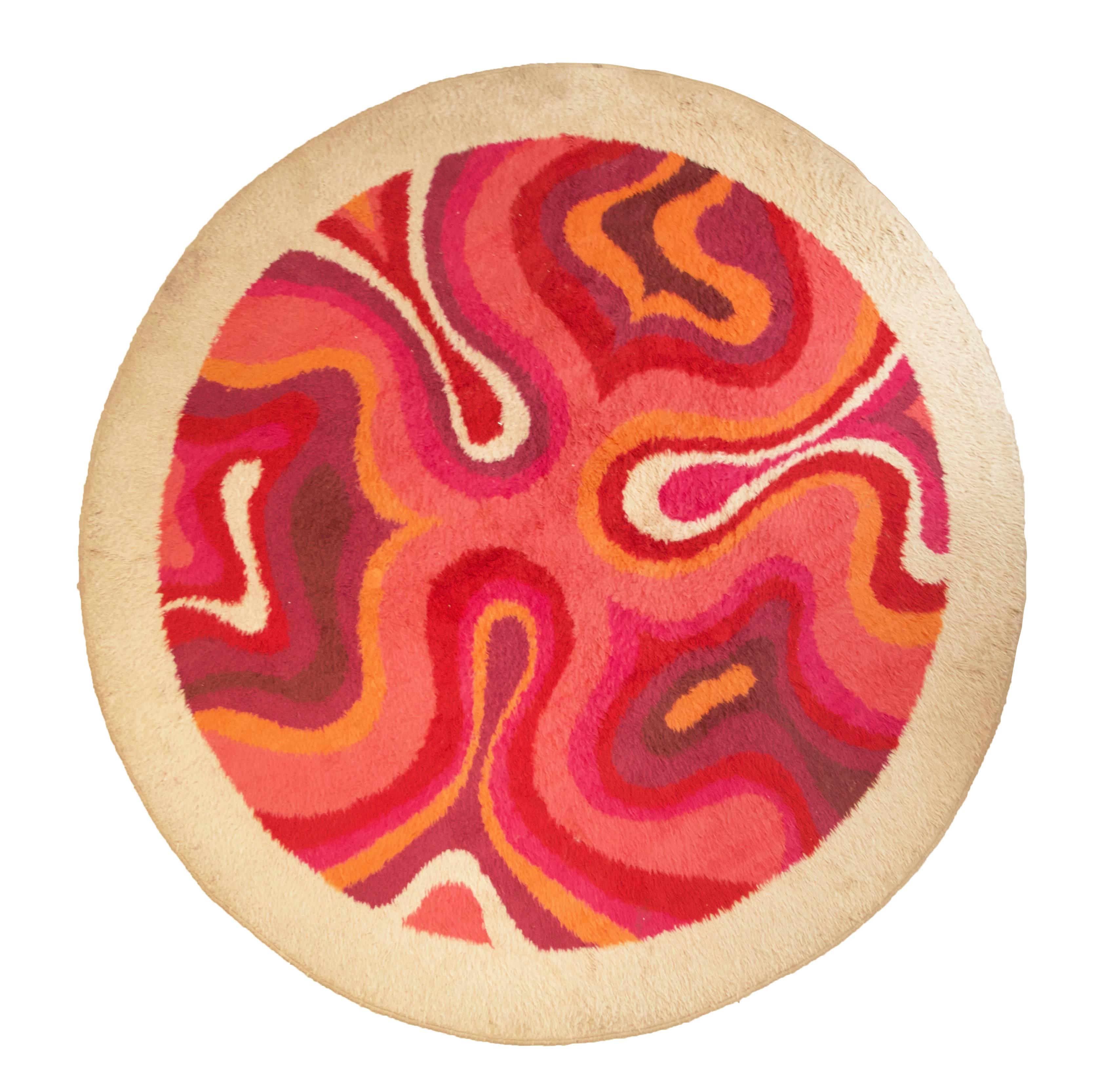1970s Space Age Circular Wool Rug at 1stDibs