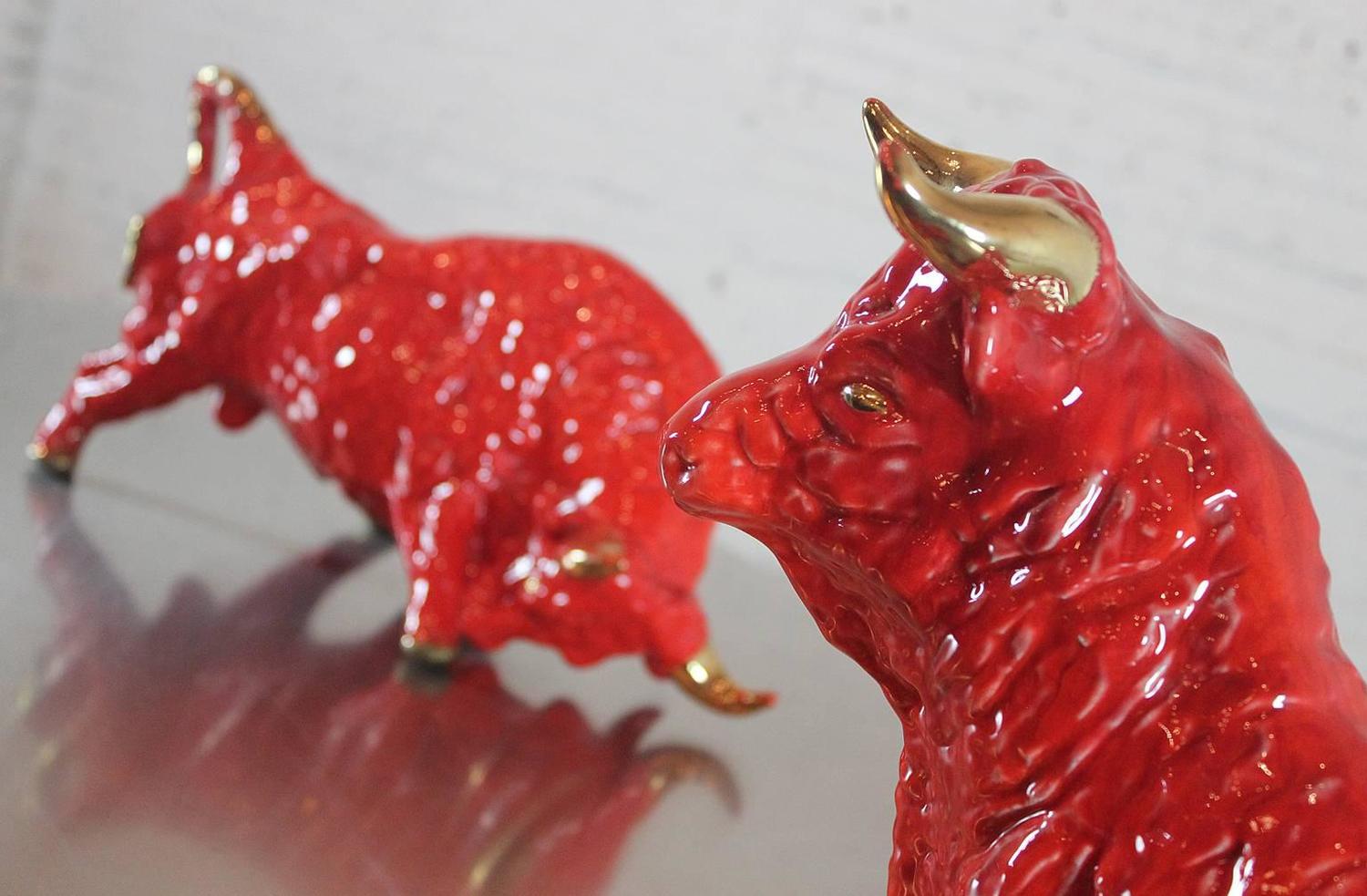 Vintage Royal Haeger Style Red Ceramic Bulls For Sale at 1stdibs