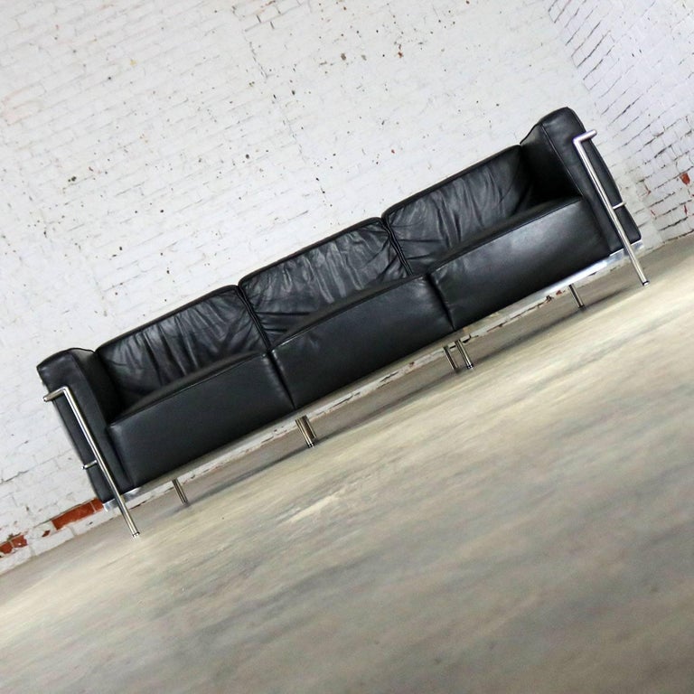 Le Corbusier LC3 Grand Comfort Style Black Leather Three-Seat Sofa at ...
