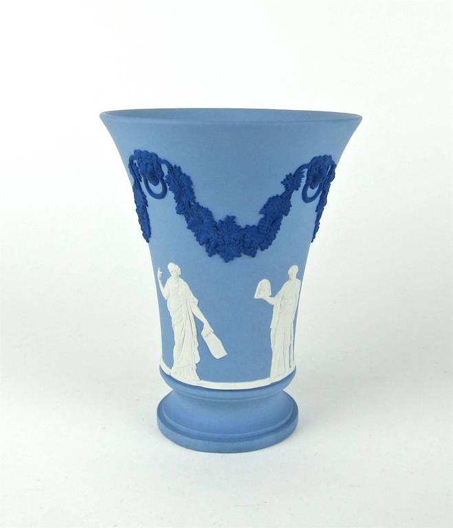 Neoclassical Vase in Tri-Color Jasper Ware Signed by Lord Wedgwood at ...