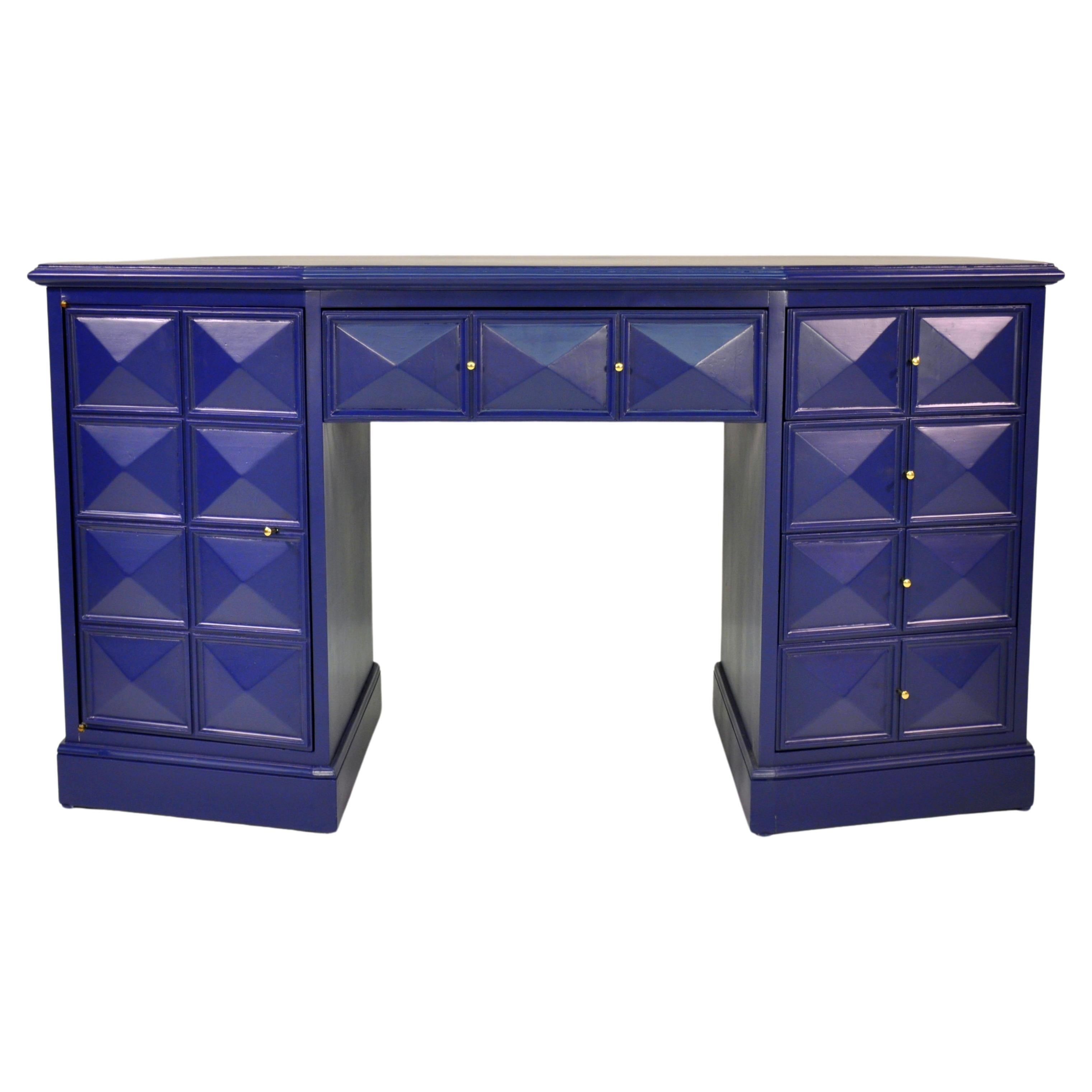 Mid Century Modern White Lacquer Desk at 1stDibs