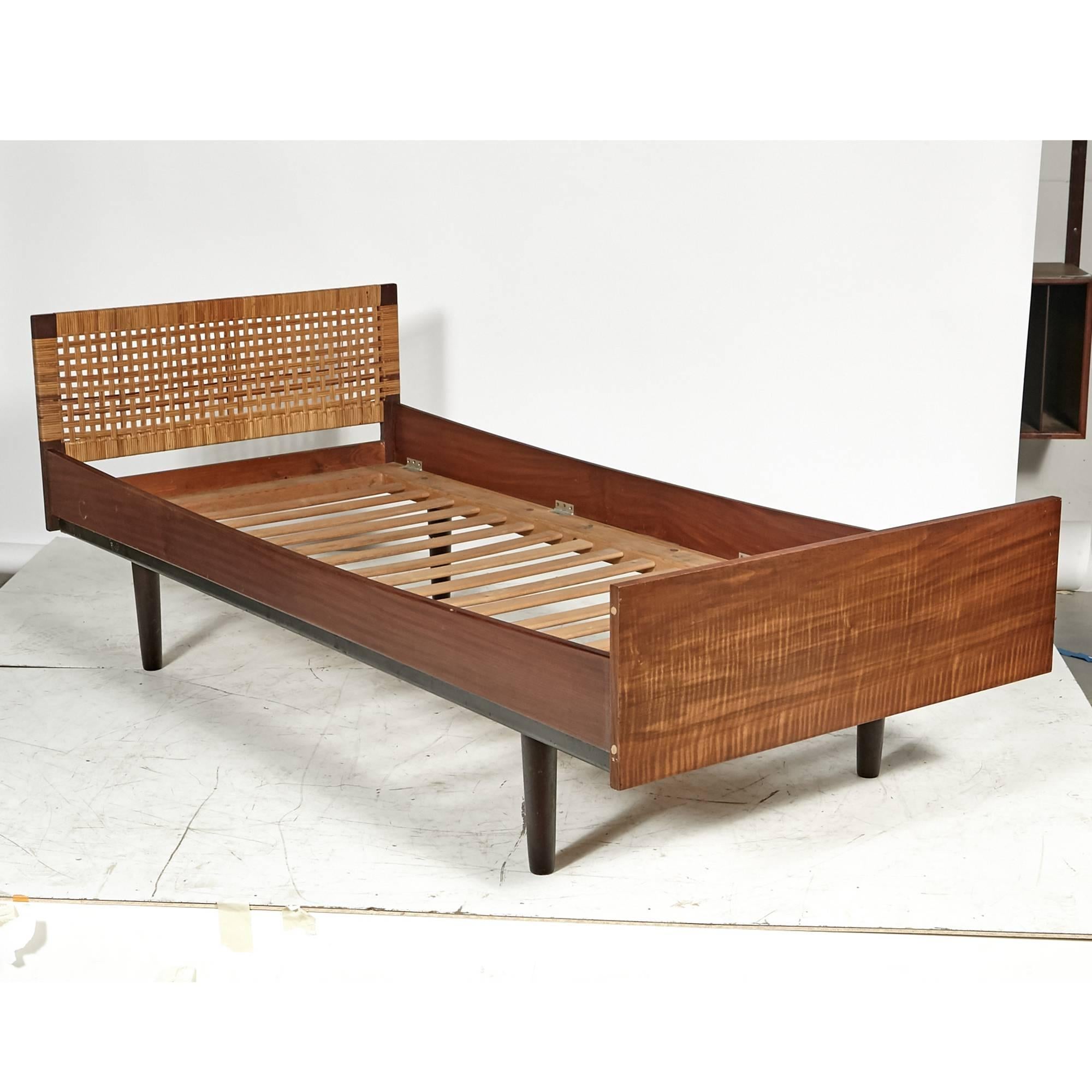 Hans J. Wegner Danish Teak Child's Single Bed for GETAMA, 1960s at ...