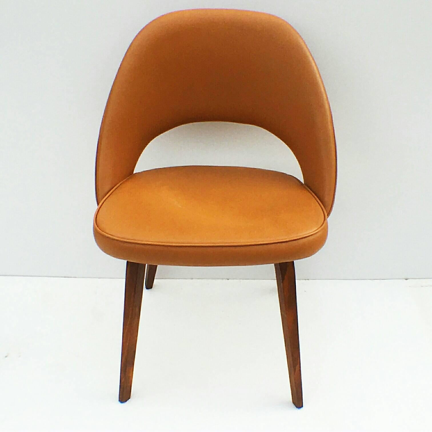 Four Set of Four Early Eero Saarinen Executive Chairs with Wooden Legs ...